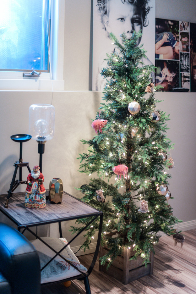 A Festive Man Cave with @TheBrick #AD || Holiday Movie Picks | Northern ...